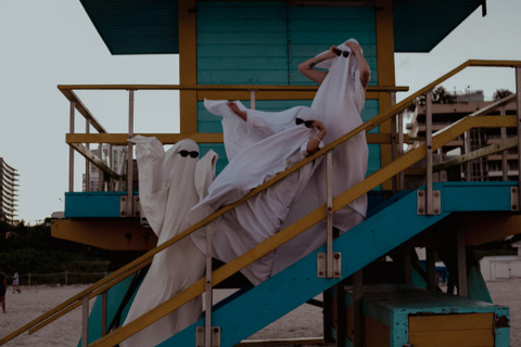 Miami Beach Ghost Photoshoot. Portrait and graduation photographer ...