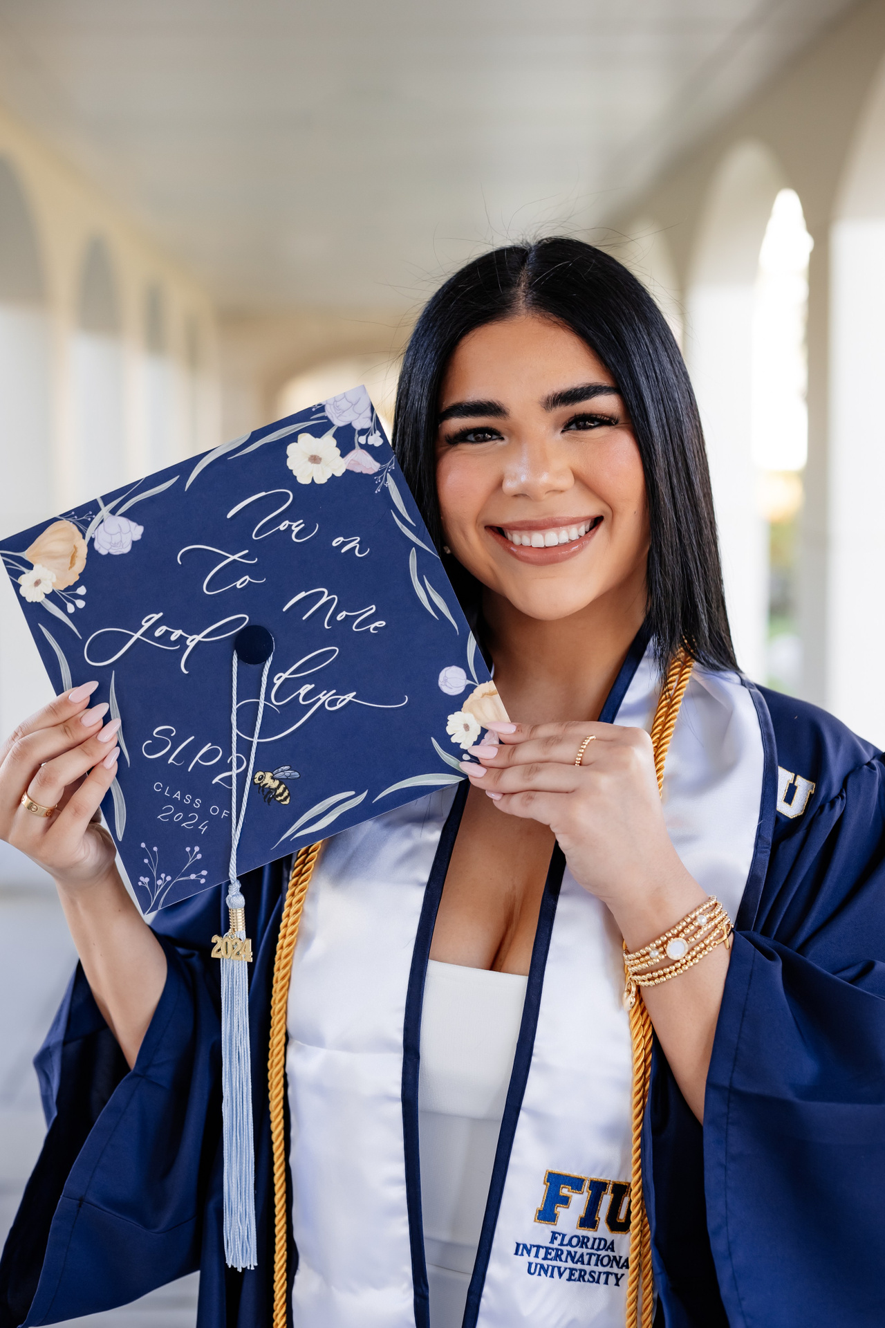 Decorating your graduation cap: do’s and don’ts. Portrait and ...